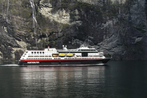 Hurtigruten cruises in Norway: what you need to know - Routes North