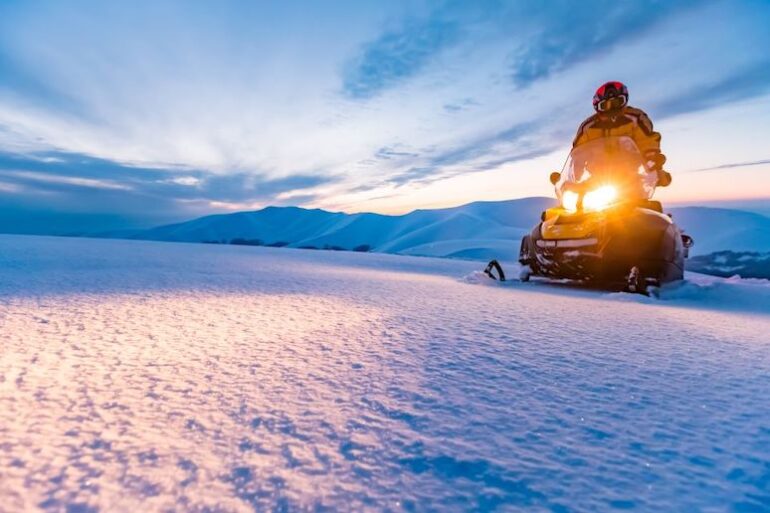 7 of the best snowmobile tours in Tromsø, Norway - Routes North