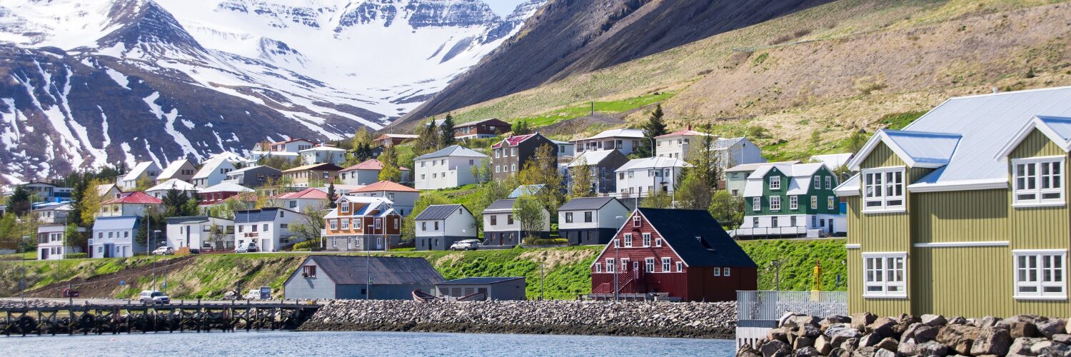 Living in Iceland: all you need to know - Routes North