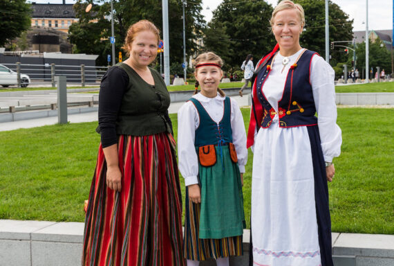 Traditional Finnish clothing (and how to try it for yourself) - Routes ...
